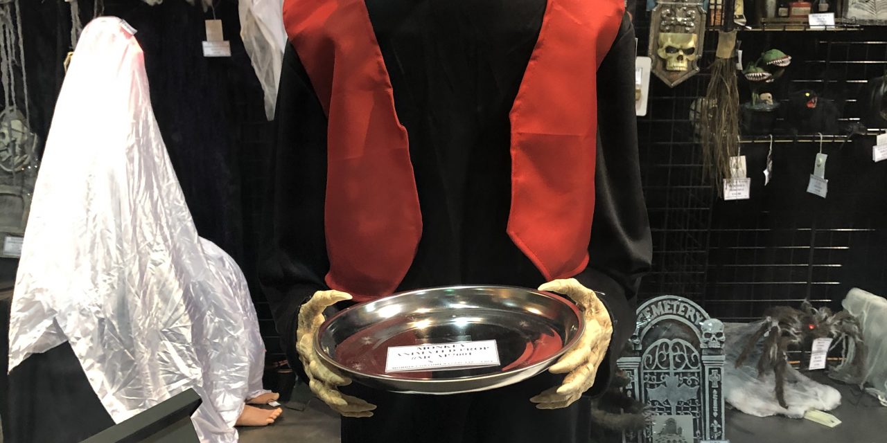 New For 2020: Animated Monkey Prop | AnimatronicHalloween.com