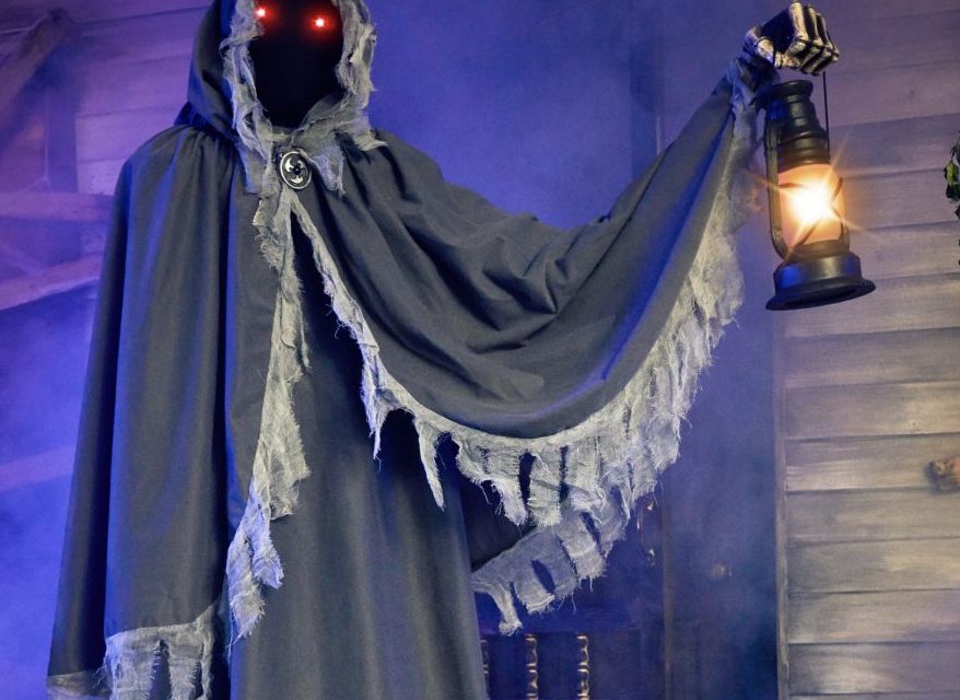 New For 2020: The Gatekeeper Animatronic From Spirit Halloween ...